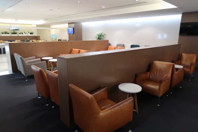 Review: Qantas International Business Lounge Perth (Terminal 1)